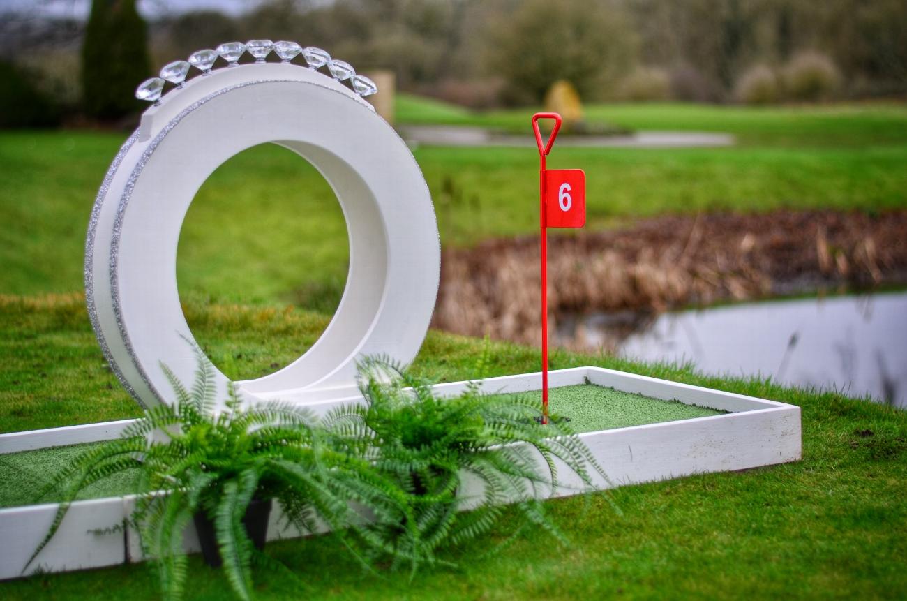 Wedding Mini Golf | Luxury - Unique - Memorable